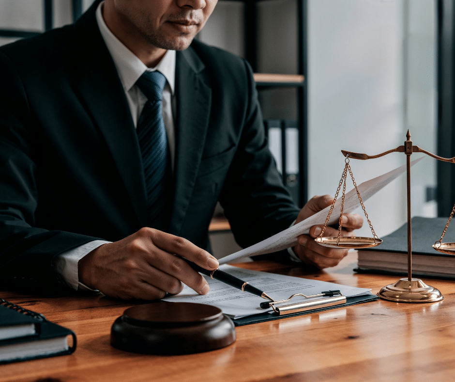 How to Choose the Best Accident Attorney for Your NYC Case | Redmond ...